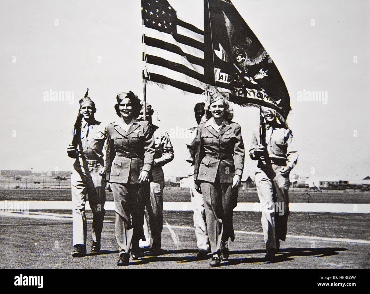 Womens air service piloten -Fotos und -Bildmaterial in hoher Auflösung ...