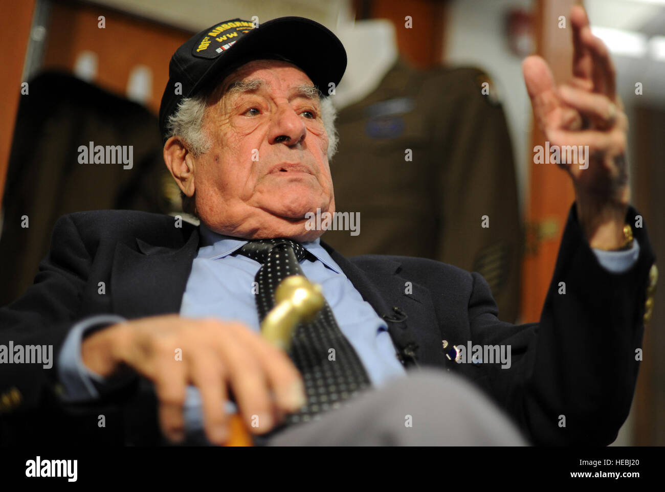 Veteranen des zweiten Weltkriegs Vincent Speranza, 88 aus Auburn, Ill ...