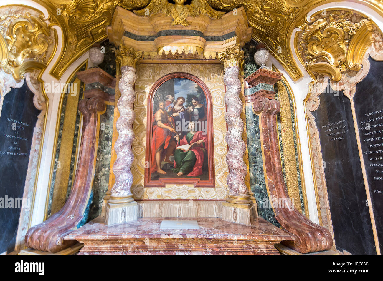 Mittelalterliches altarbild -Fotos und -Bildmaterial in hoher Auflösung ...