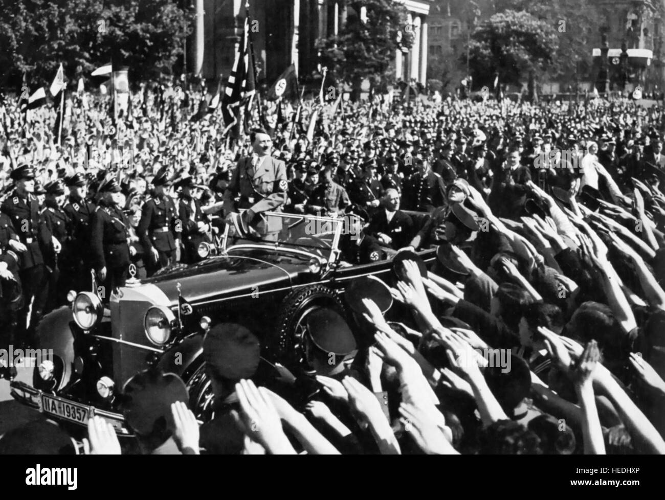 Heil hitler -Fotos und -Bildmaterial in hoher Auflösung – Alamy