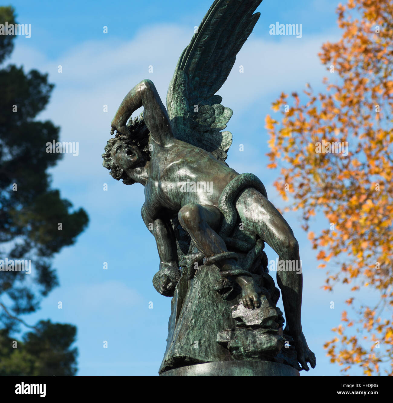Madrid, Spanien. Parque del Retiro (Park). Statue: Monumento al Angel ...