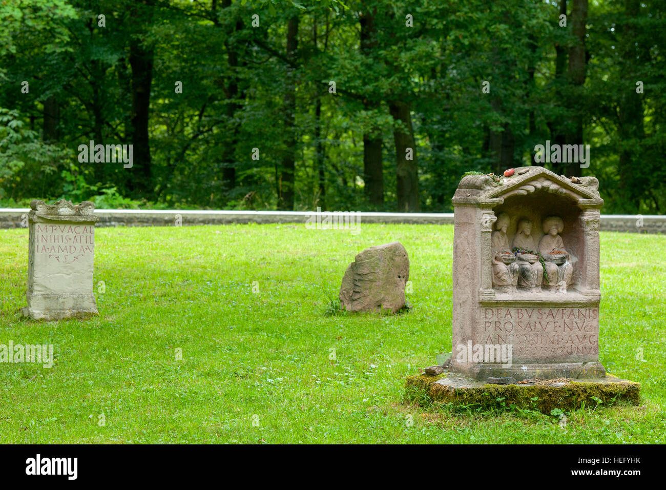 Heiligtum matronae vacallinehae -Fotos und -Bildmaterial in hoher ...