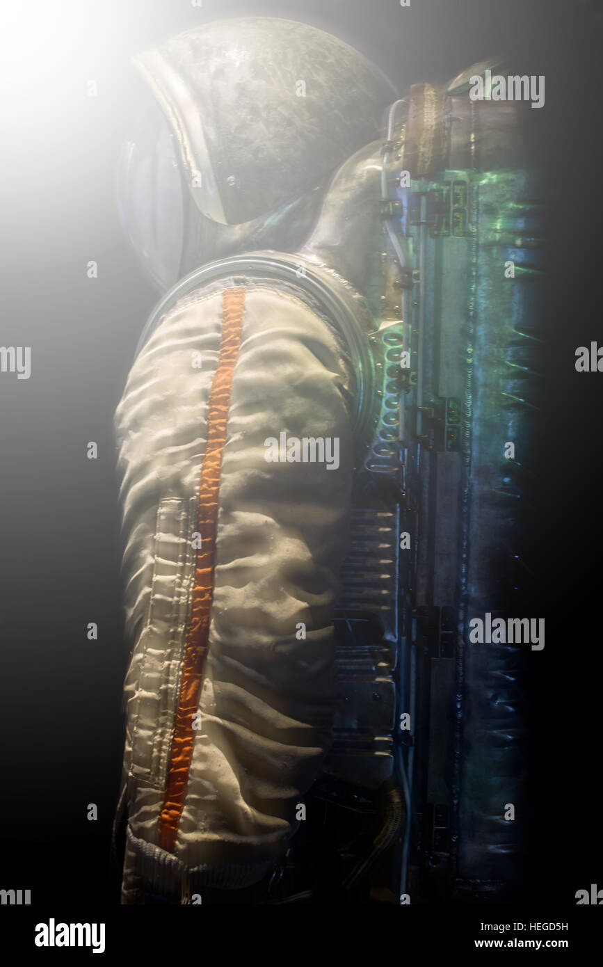 Astronaut helmet -Fotos und -Bildmaterial in hoher Auflösung – Alamy