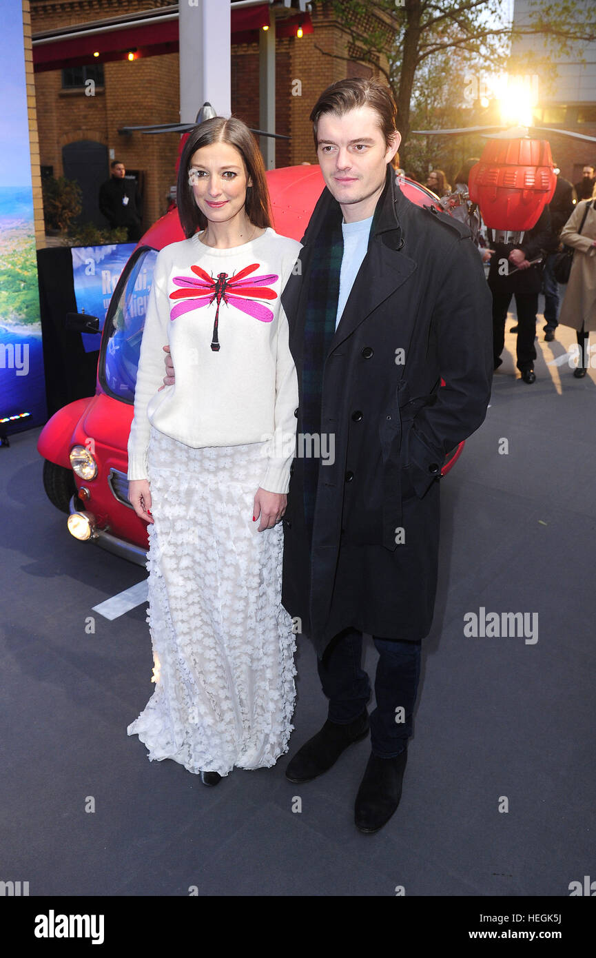 Alexandra Maria Lara und Sam Riley, die Teilnahme an der Premiere von ...