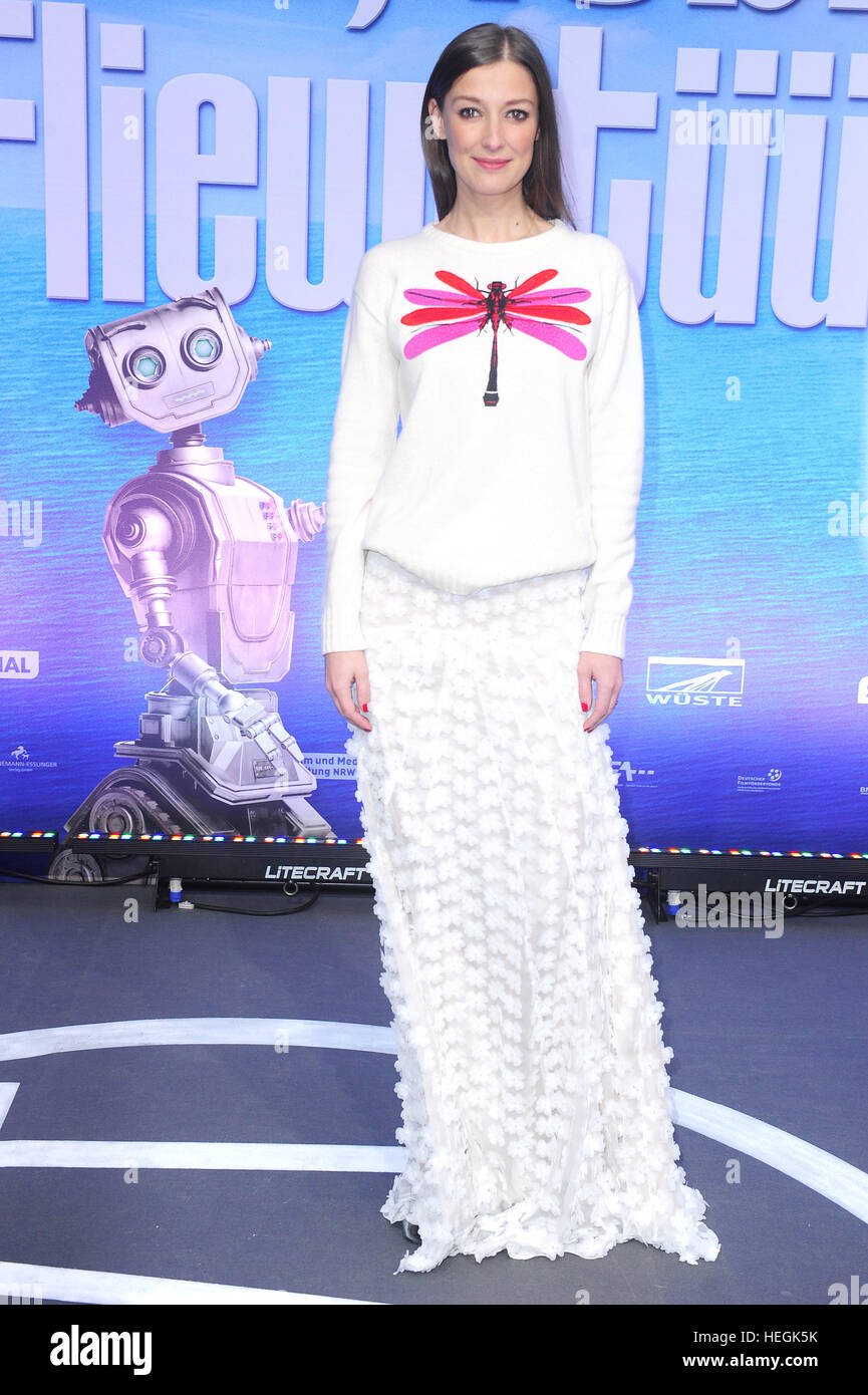 Alexandra Maria Lara Teilnahme an der Premiere von "Robbi, Tobbi Und ...
