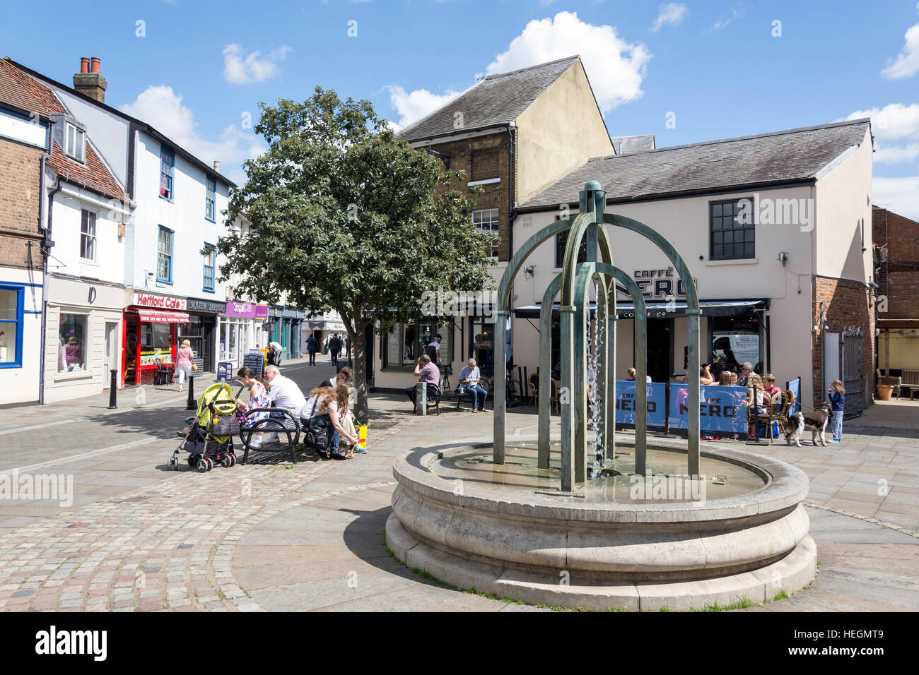 Salisbury stadt -Fotos und -Bildmaterial in hoher Auflösung – Alamy