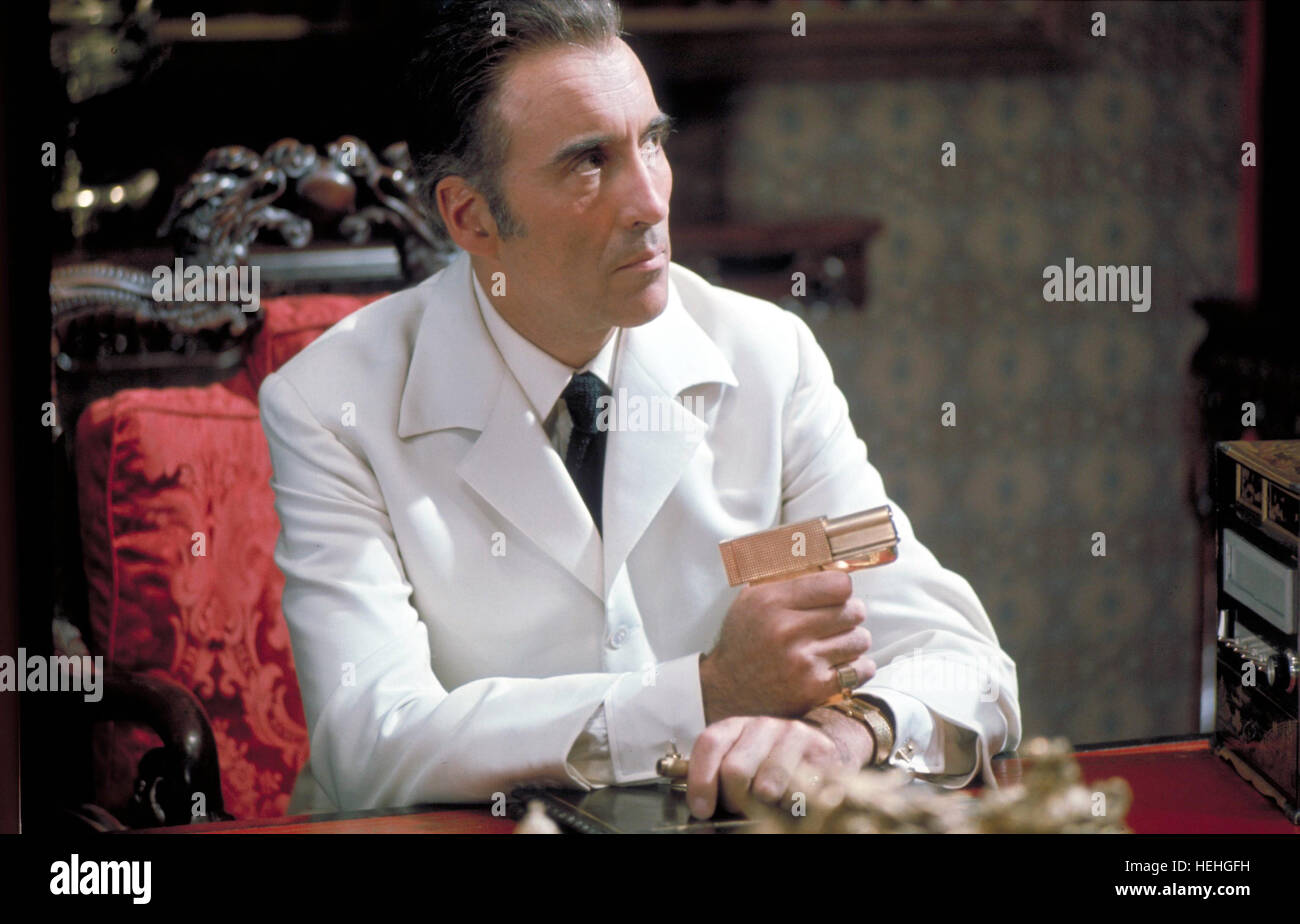 Christopher Lee Scaramanga Stockfotos und -bilder Kaufen - Alamy