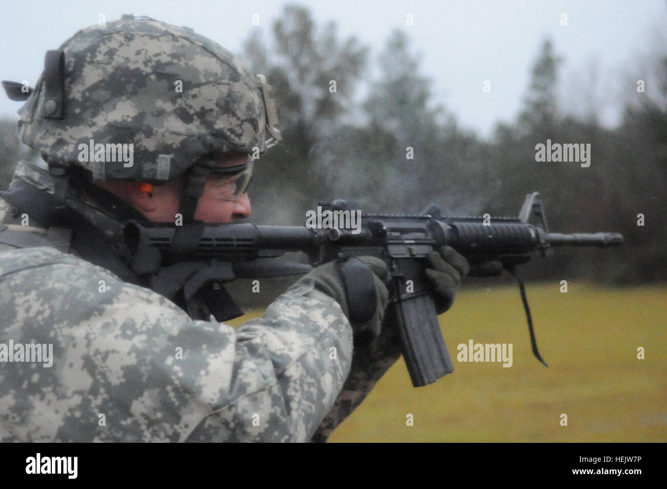 14th military police company -Fotos und -Bildmaterial in hoher ...