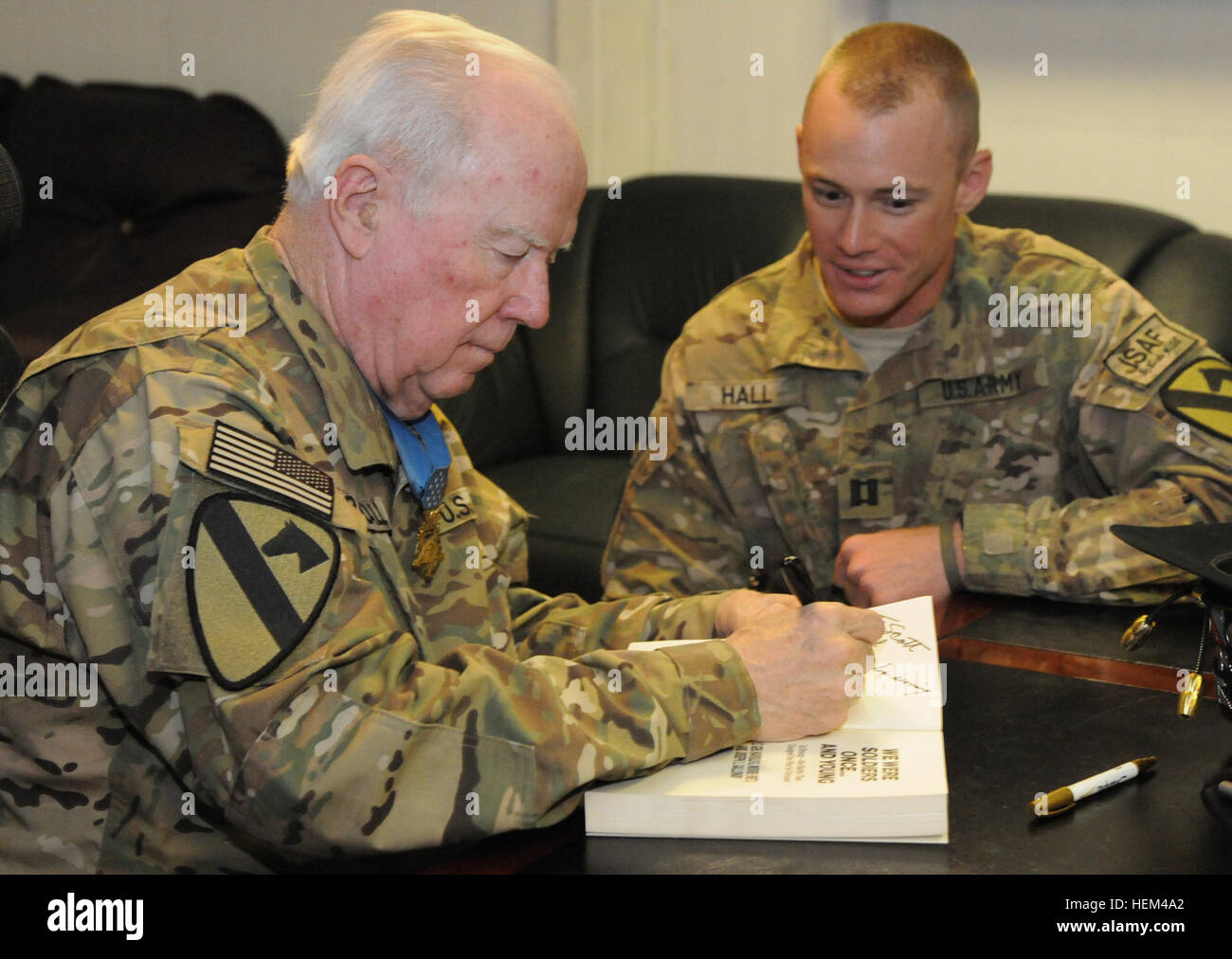 Bruce crandall -Fotos und -Bildmaterial in hoher Auflösung – Alamy