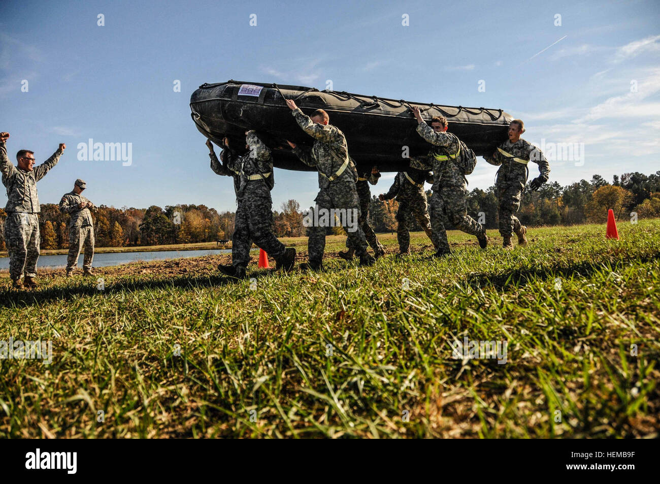 Kampf-Ingenieure auf Sapper Eagle Team 2 aus der 326th Pionierbataillon ...