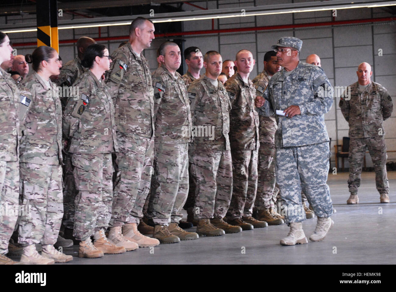 Command Sergeant Major Michael A. Sanchez, Befehl Sergeant-Major der 21 ...