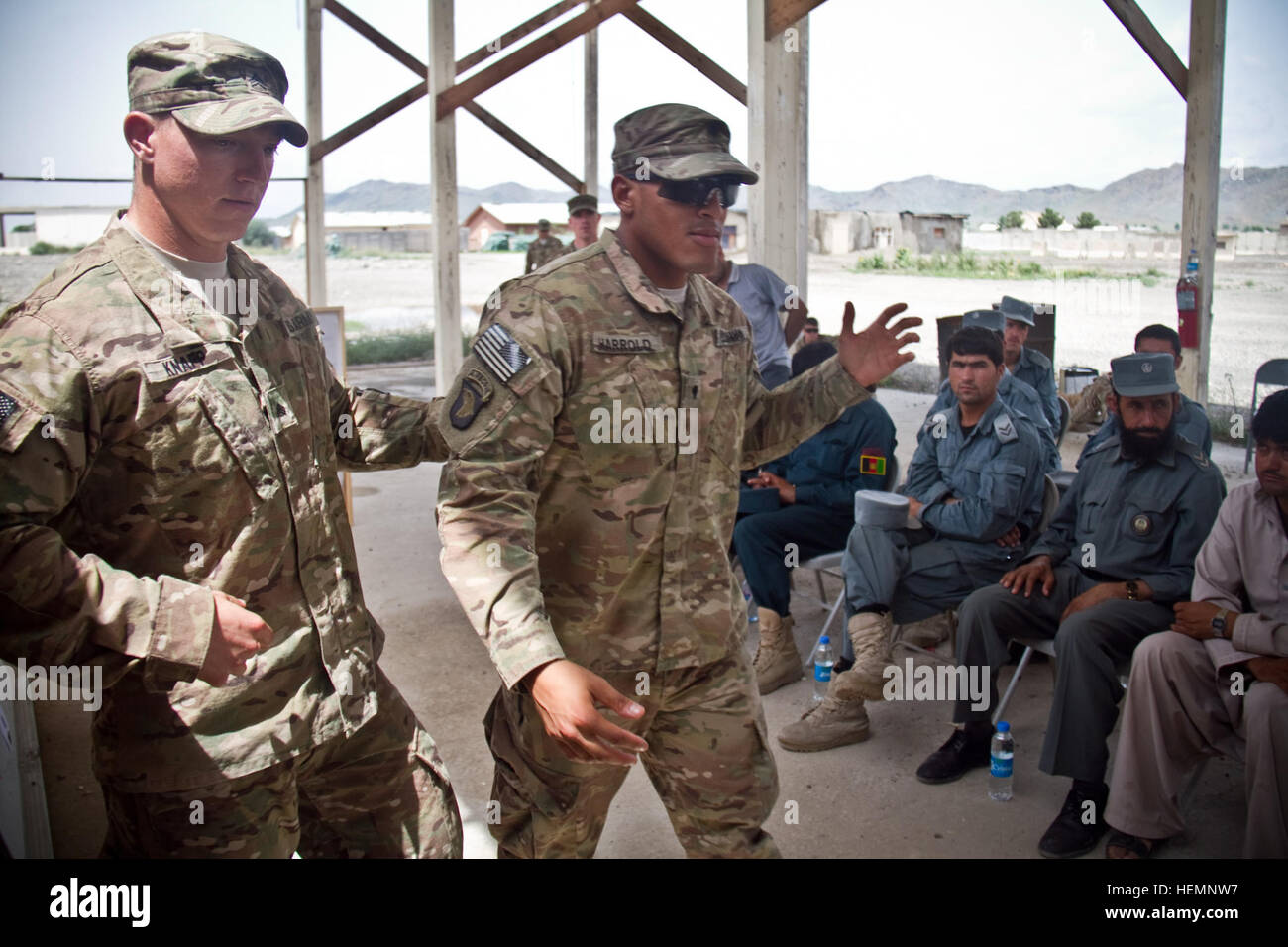 2 506th infantry regiment -Fotos und -Bildmaterial in hoher Auflösung ...