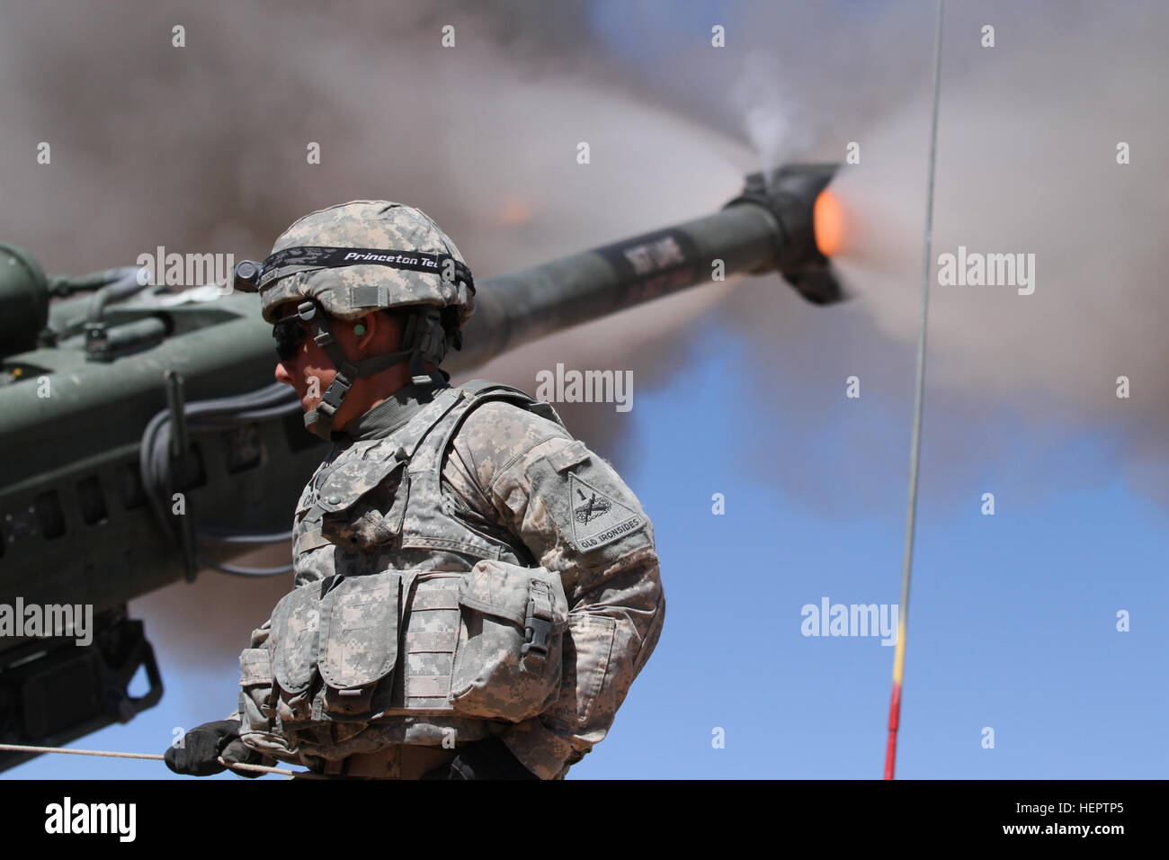 Pvt. Max Cardoso, Artilleristen, 2. Bataillon, 1. US-Panzerdivision, 3 ...