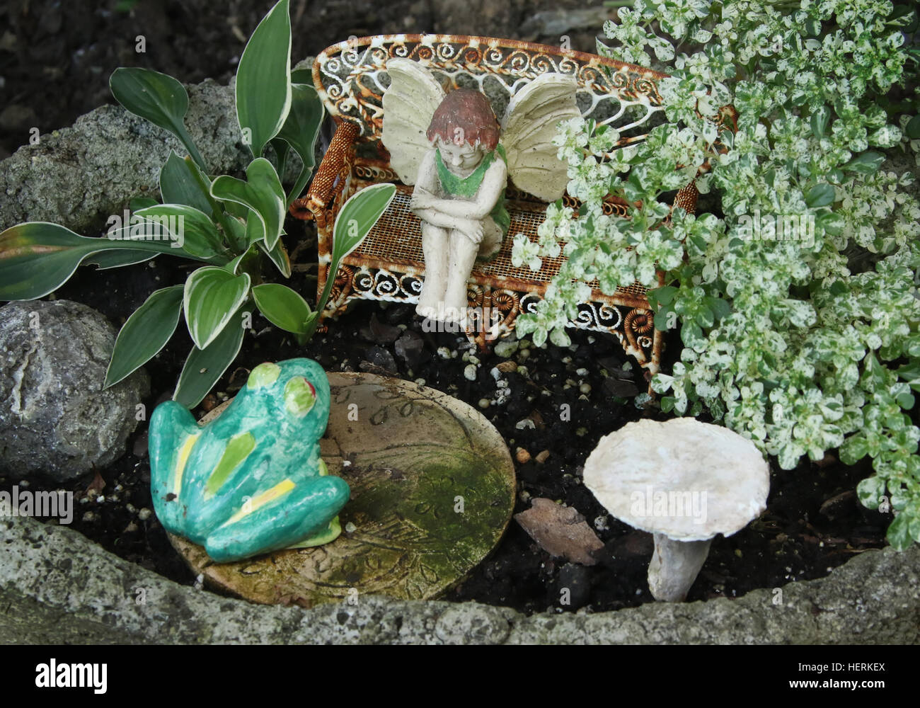 Feen garten -Fotos und -Bildmaterial in hoher Auflösung – Alamy