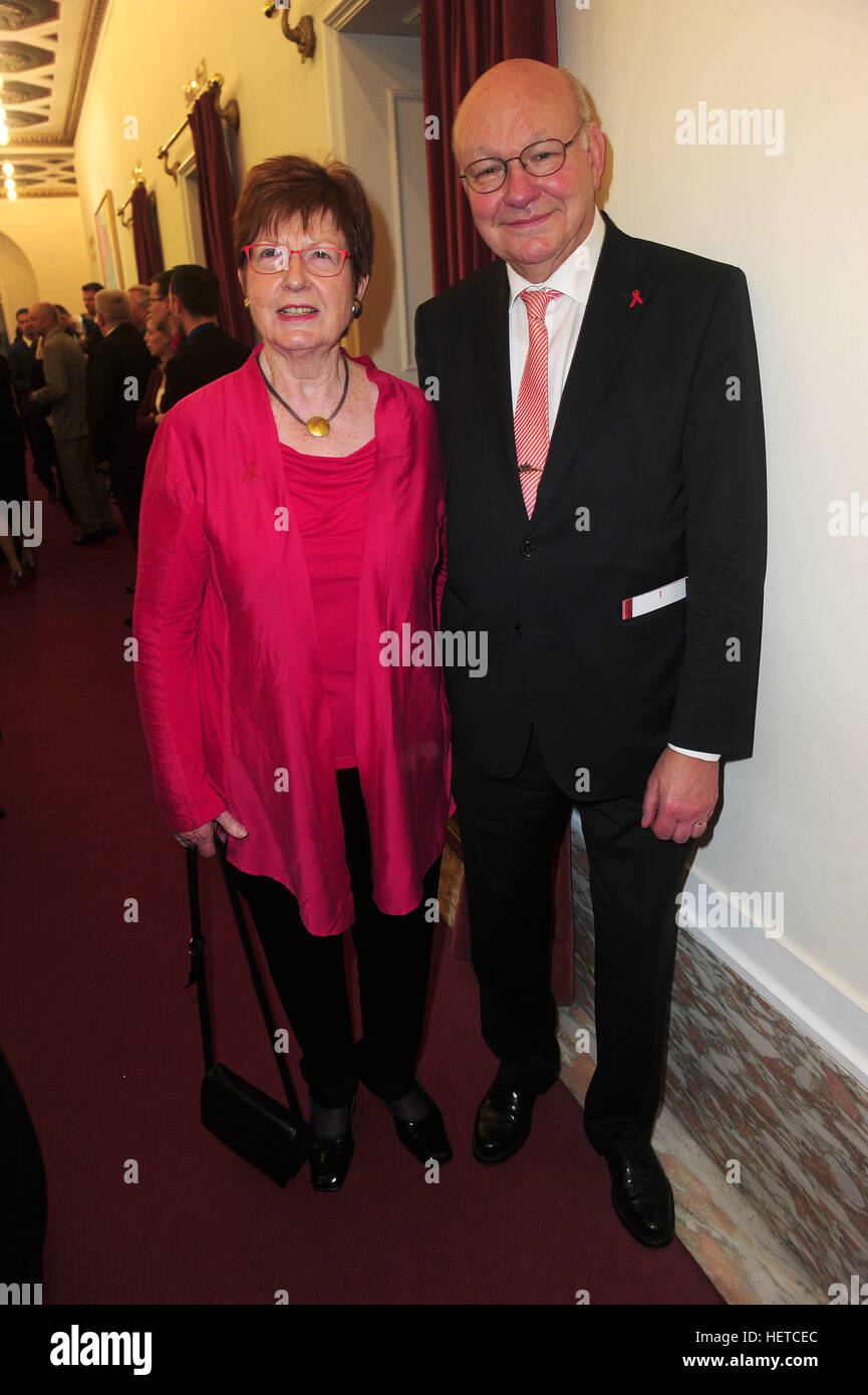 Anne momper -Fotos und -Bildmaterial in hoher Auflösung – Alamy