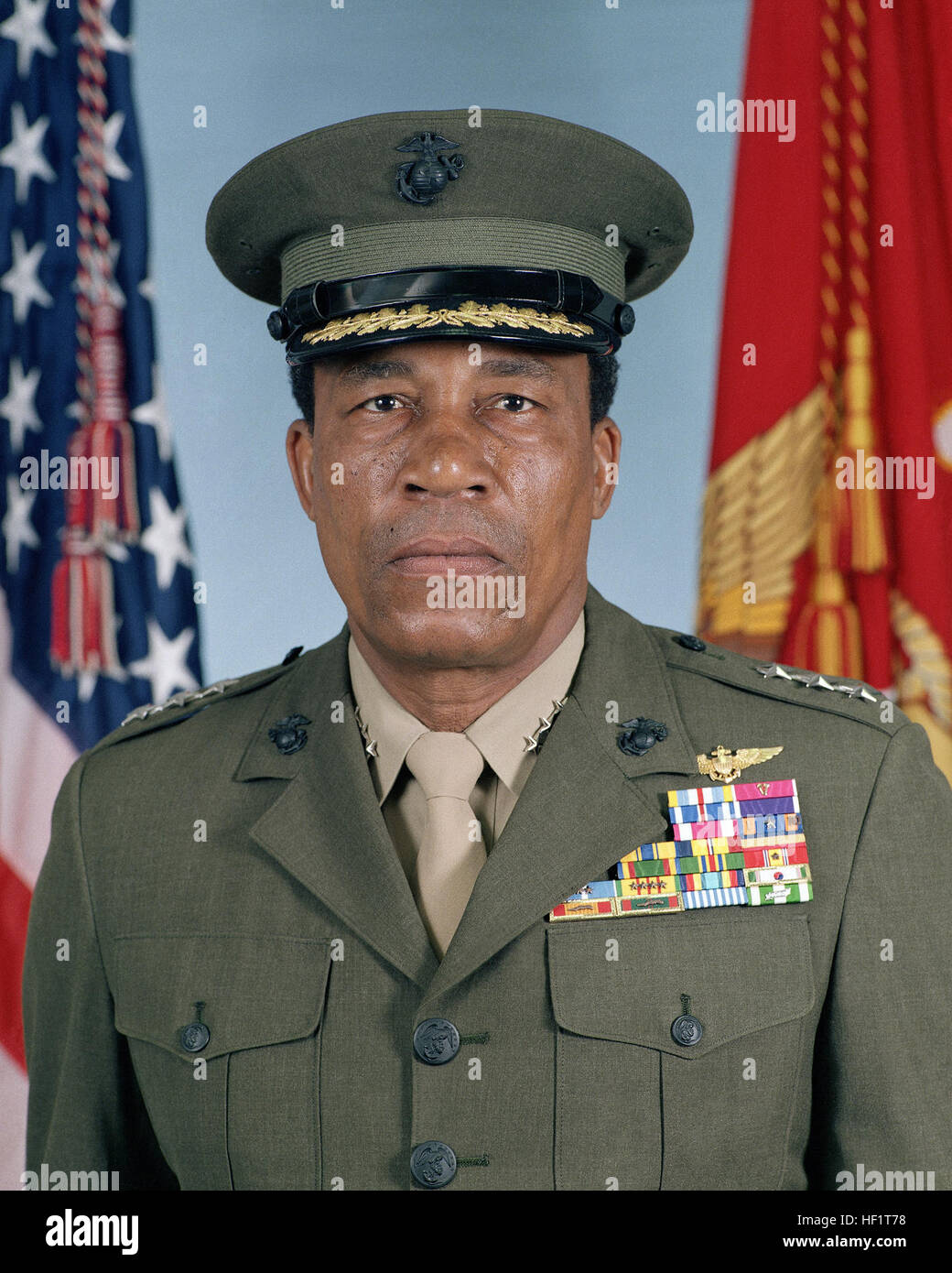 Porträt: US Marine Corps (USMC) Generalleutnant (LGEN) Frank E ...