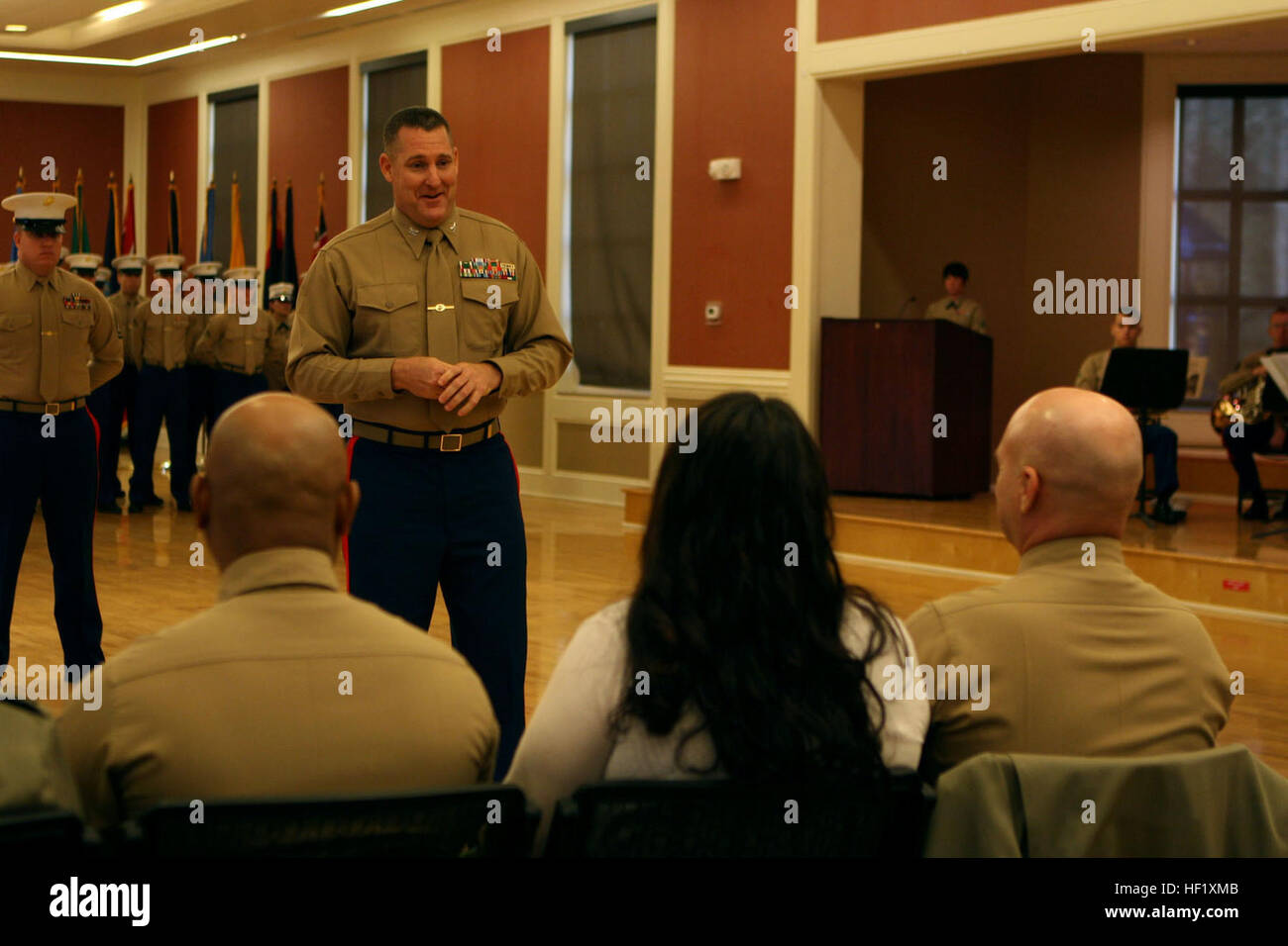 Erster sergeant kevin hart -Fotos und -Bildmaterial in hoher Auflösung ...
