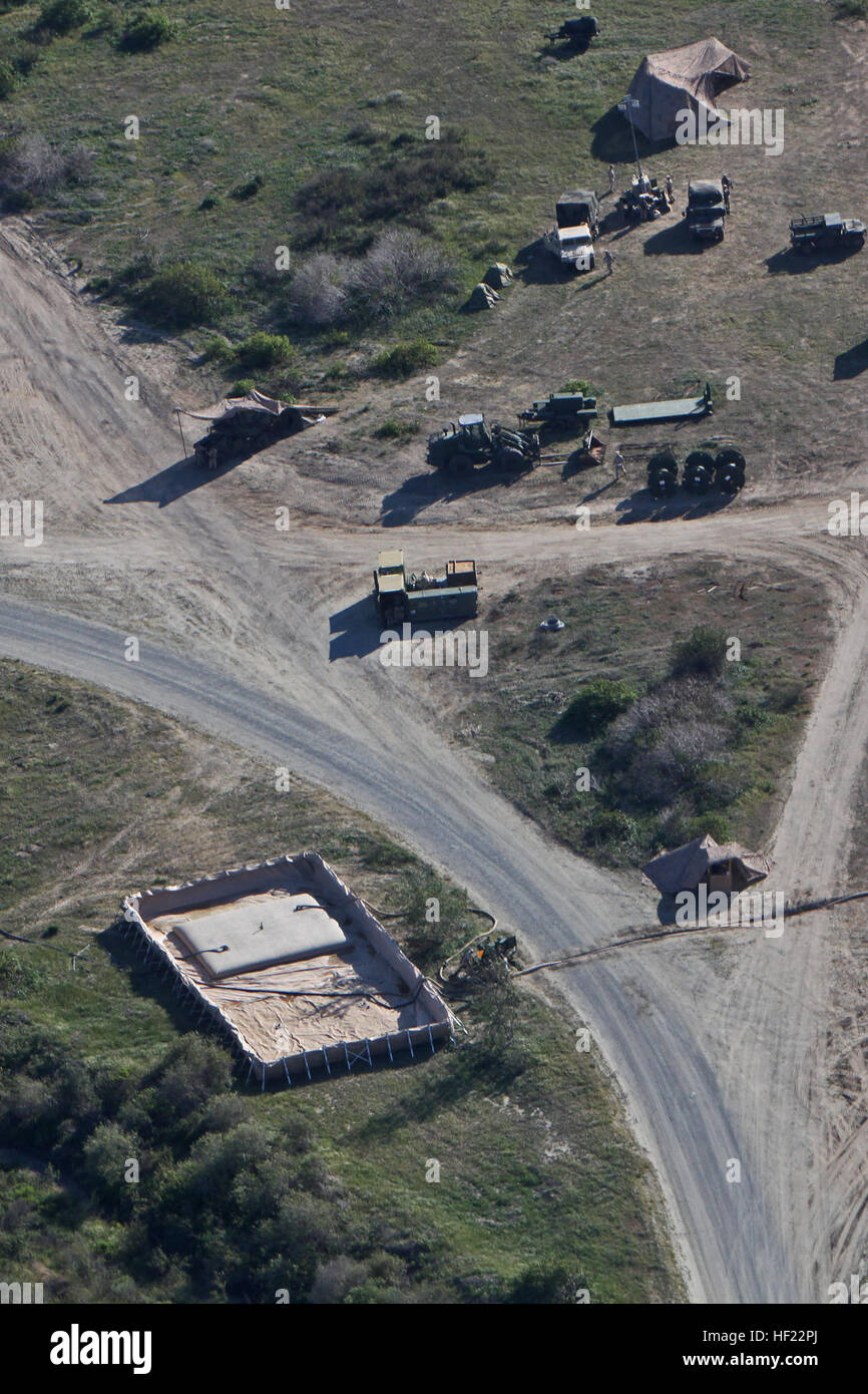 Amphibious assault fuel system -Fotos und -Bildmaterial in hoher ...