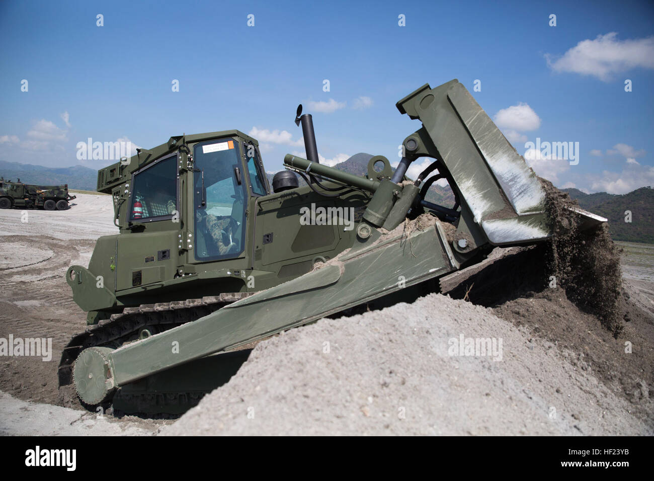Mcd bulldozer -Fotos und -Bildmaterial in hoher Auflösung – Alamy