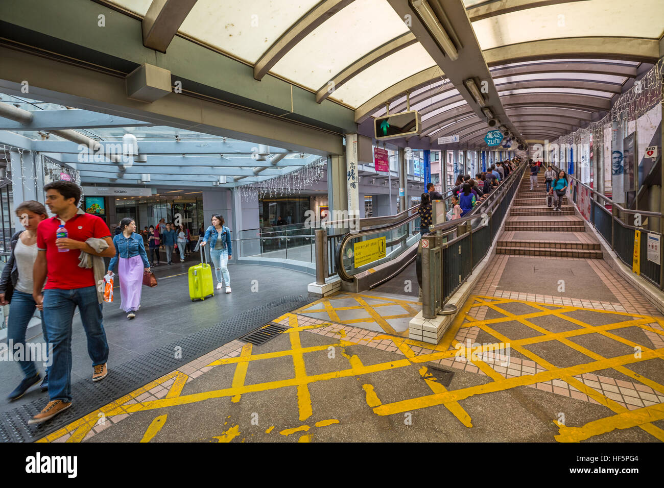 Mid level -Fotos und -Bildmaterial in hoher Auflösung – Alamy