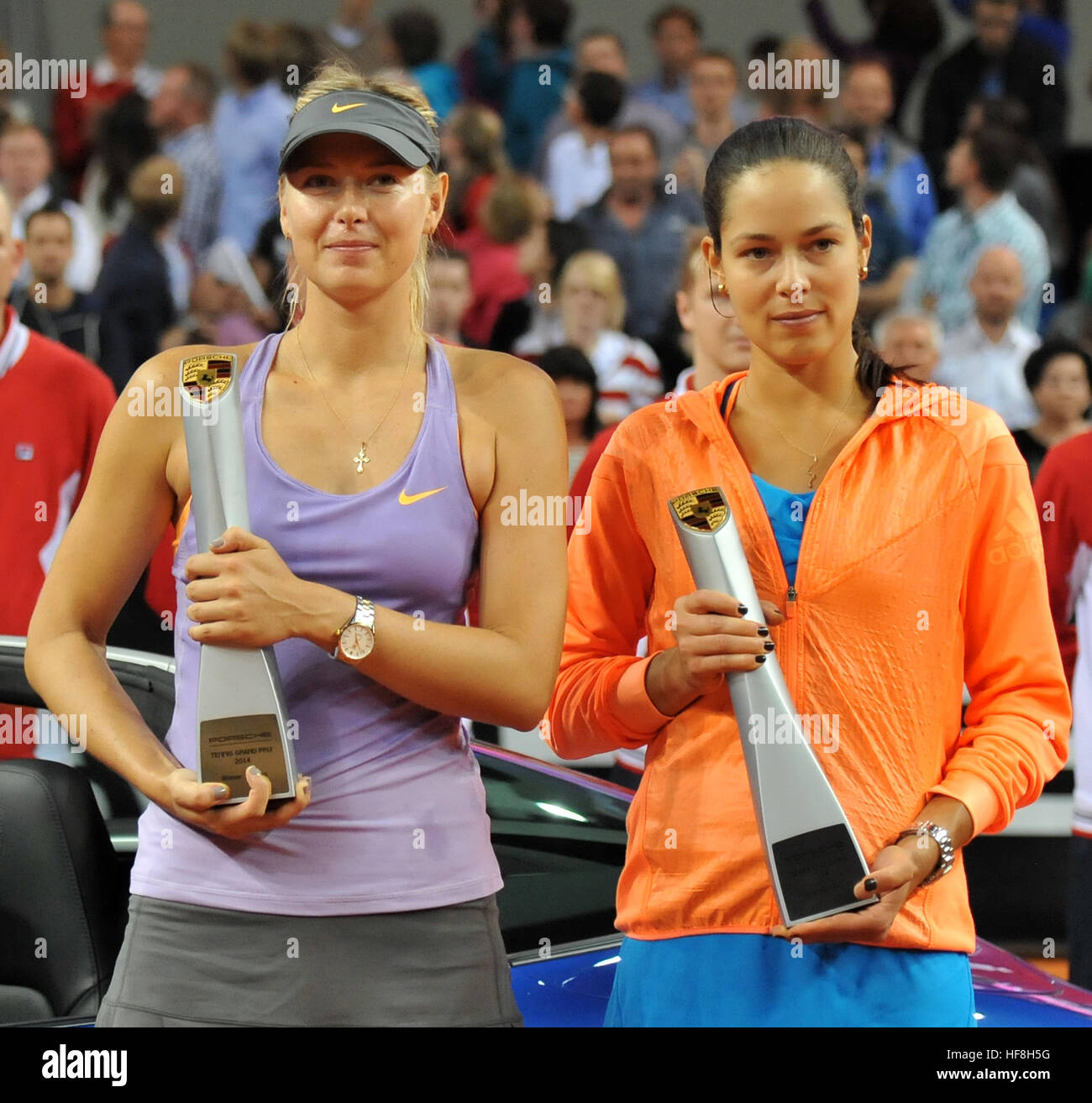 Maria sharapova rus porsche tennis -Fotos und -Bildmaterial in hoher ...