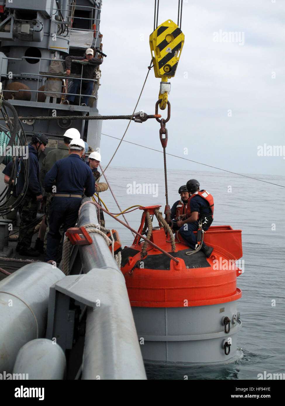 Submarine rescue -Fotos und -Bildmaterial in hoher Auflösung – Alamy