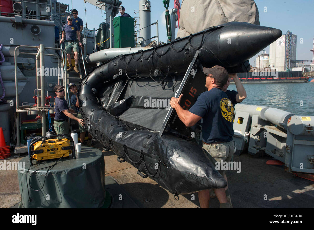 Uss Safeguard Ars 50 Stockfotos und -bilder Kaufen - Alamy