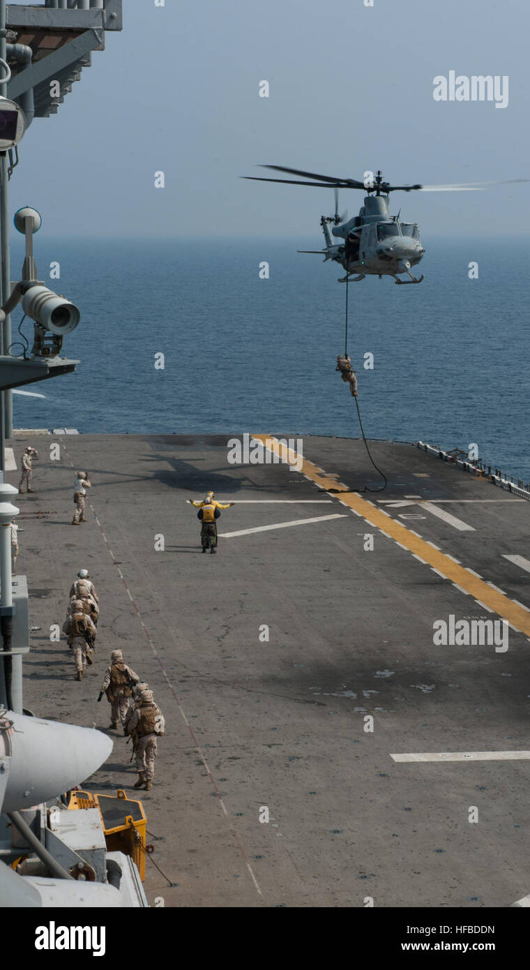 Marine, zugeordnet der 31. Marine Expeditionary Unit (MEU 31.) schnell ...