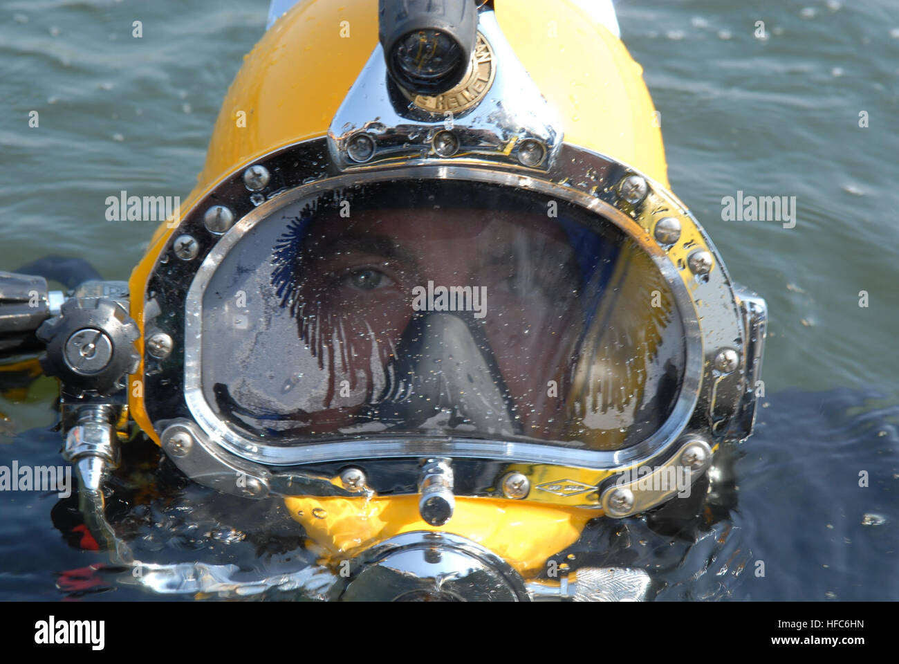 Mobile tauchen und sa -Fotos und -Bildmaterial in hoher Auflösung – Alamy