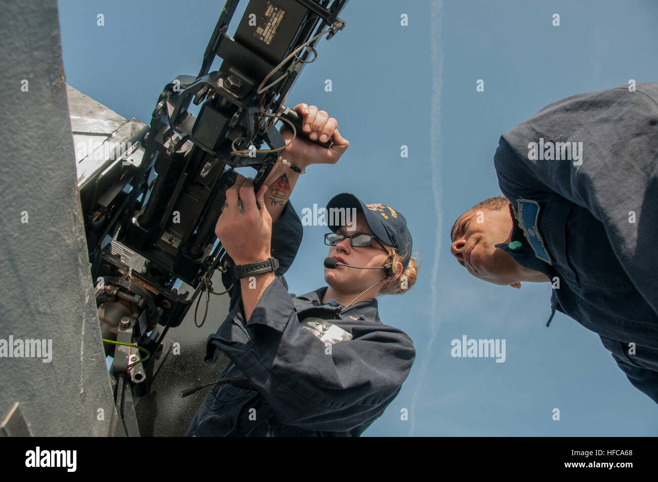 Gunner es Mate 2. Klasse Samantha Lawrence von Highlands Ranch ...