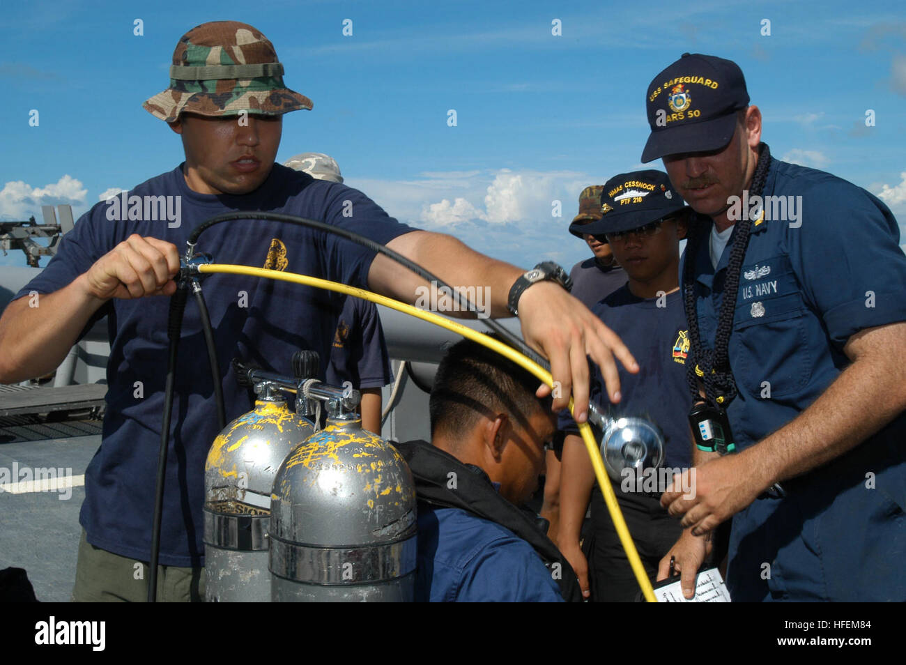 Uss Safeguard Ars 50 Stockfotos und -bilder Kaufen - Alamy