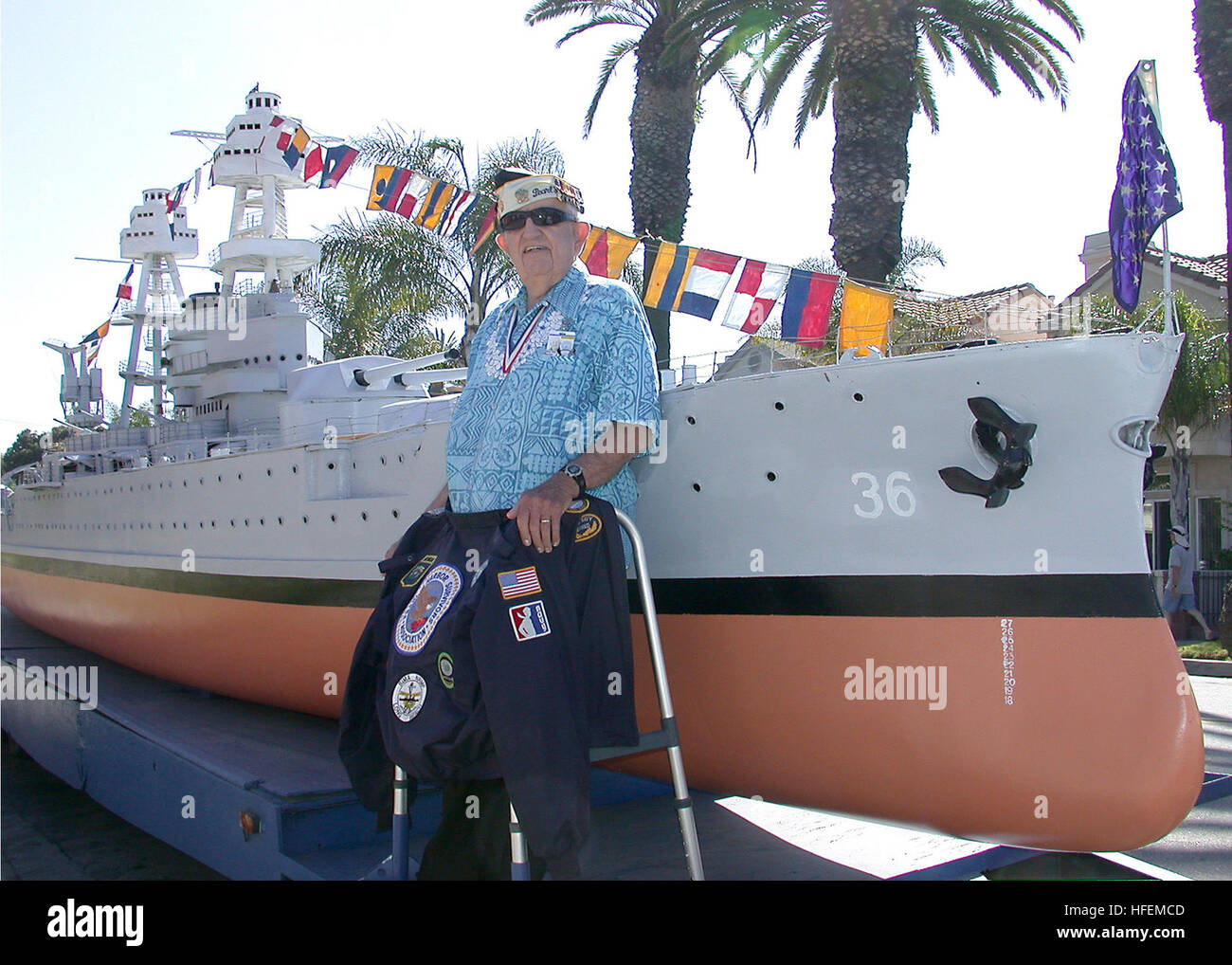 030704-N-1159B-002 Huntington Beach, Kalifornien (4. Juli 2003)--Lt ...