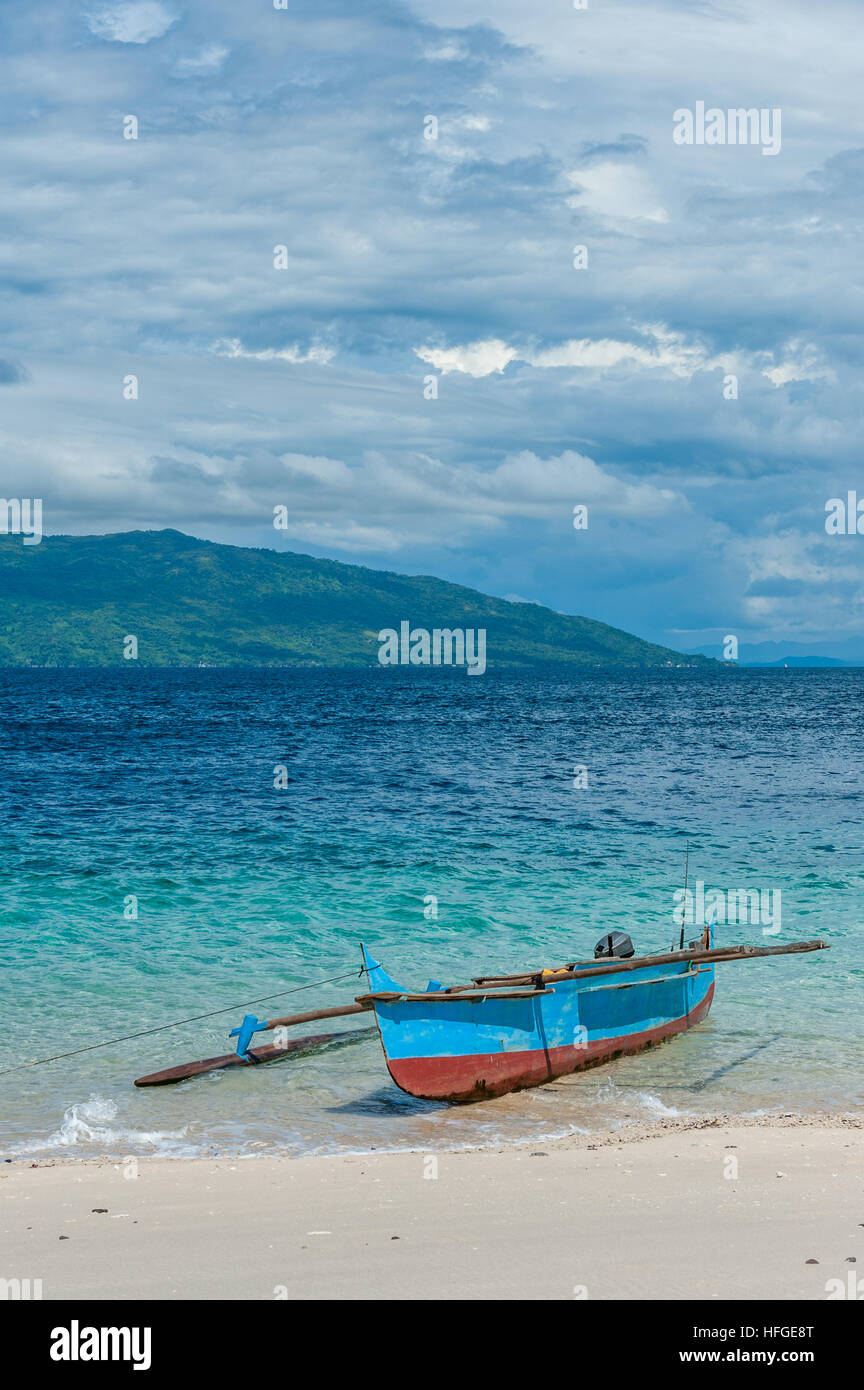 Bateau sur la plage Stockfotos und -bilder Kaufen - Alamy