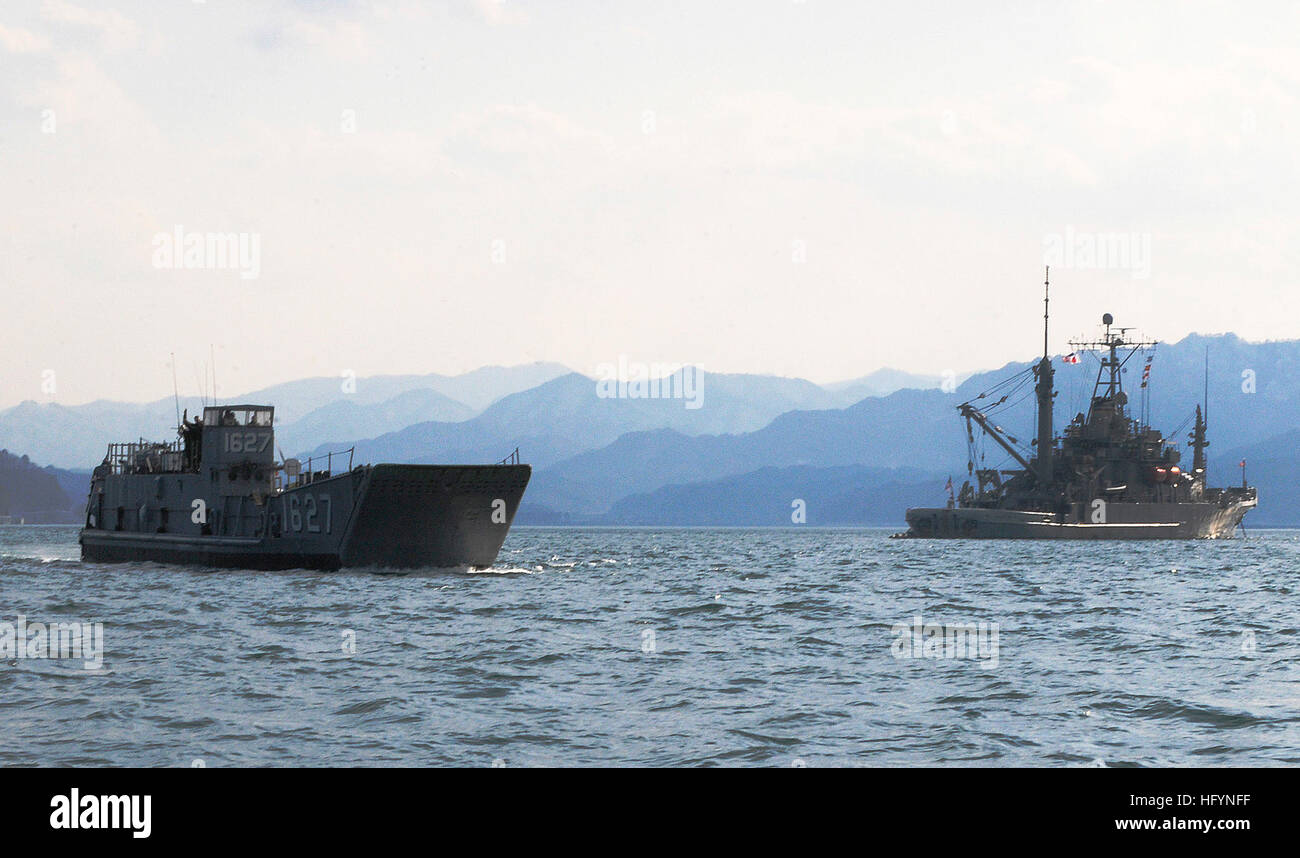 Uss Safeguard Ars 50 Stockfotos und -bilder Kaufen - Alamy