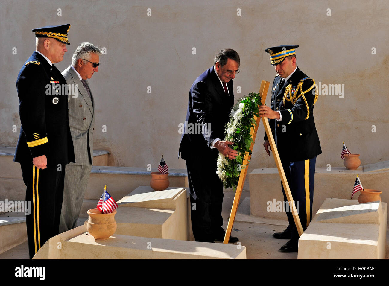 Us navy us army gen carter f ham -Fotos und -Bildmaterial in hoher ...