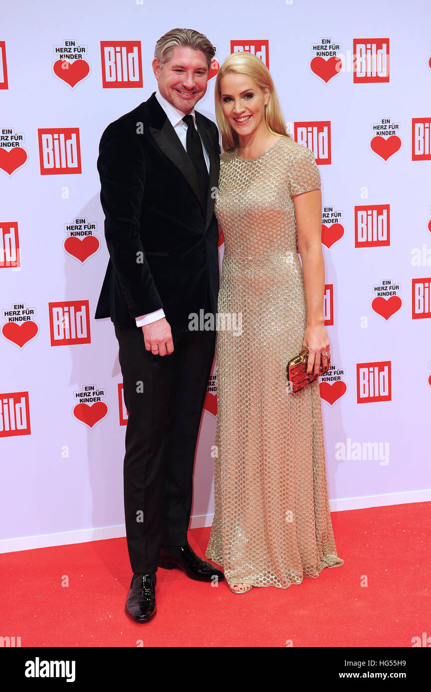 Ein Herz Fuer Kinder 2016 im Studio Berlin Adlershof. Mitwirkende ...