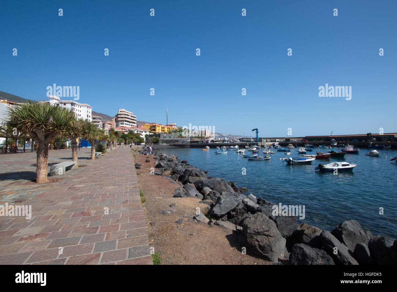 Sea promenade -Fotos und -Bildmaterial in hoher Auflösung – Alamy