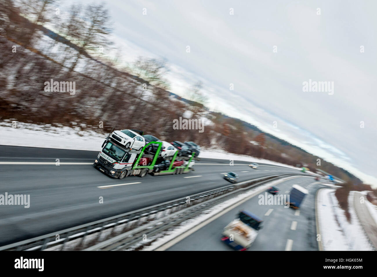 Autotransporter lkw -Fotos und -Bildmaterial in hoher Auflösung – Alamy