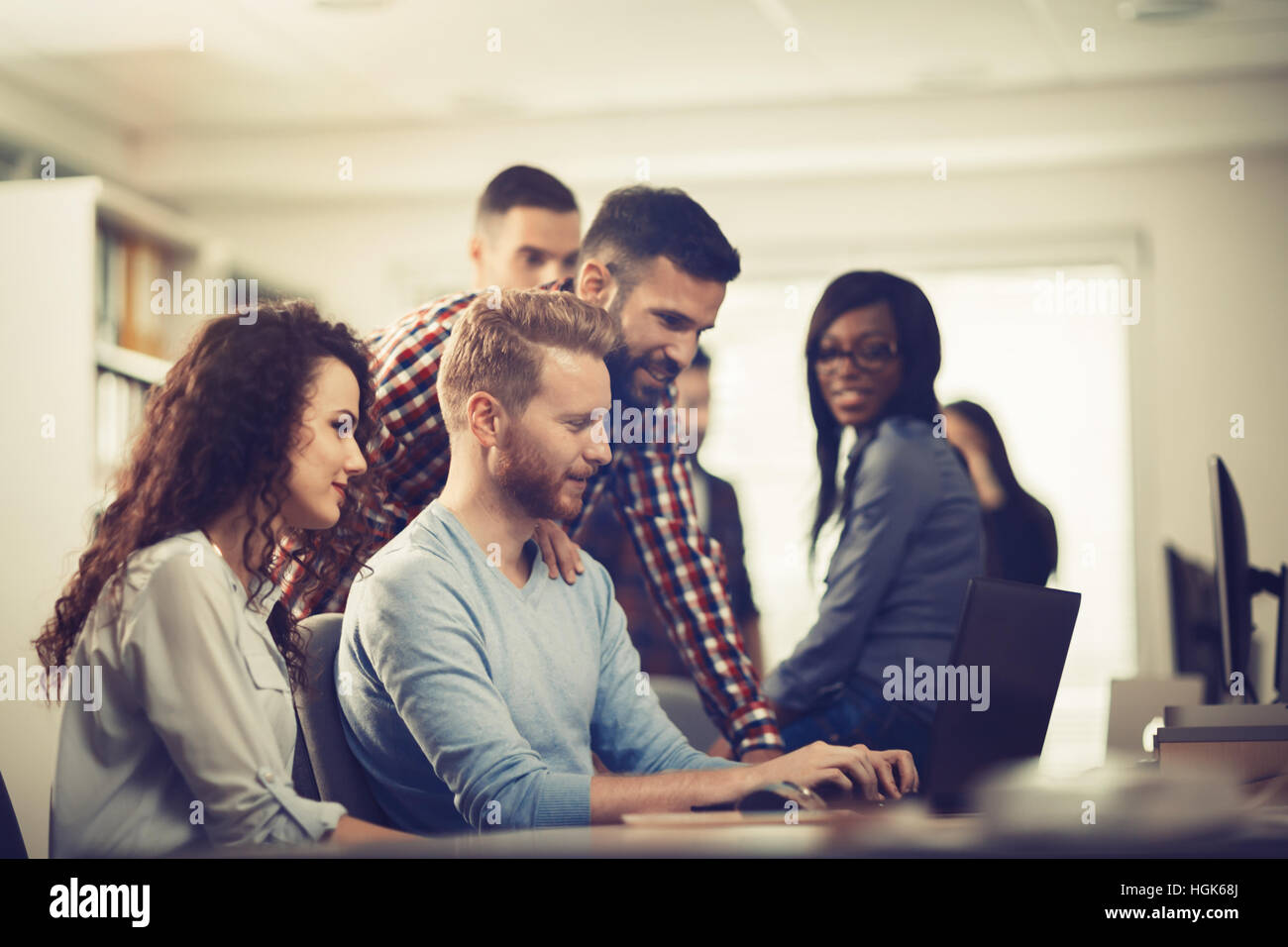 Programmierer, die Zusammenarbeit bei IT-Unternehmen, die Entwicklung ...