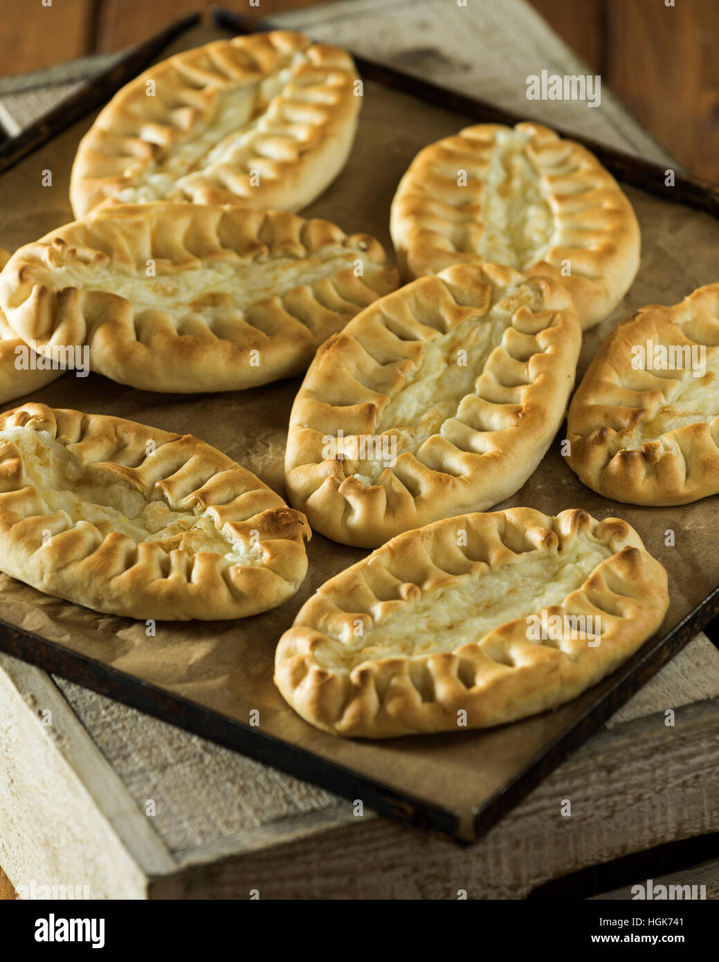 Finnische pasteten -Fotos und -Bildmaterial in hoher Auflösung – Alamy