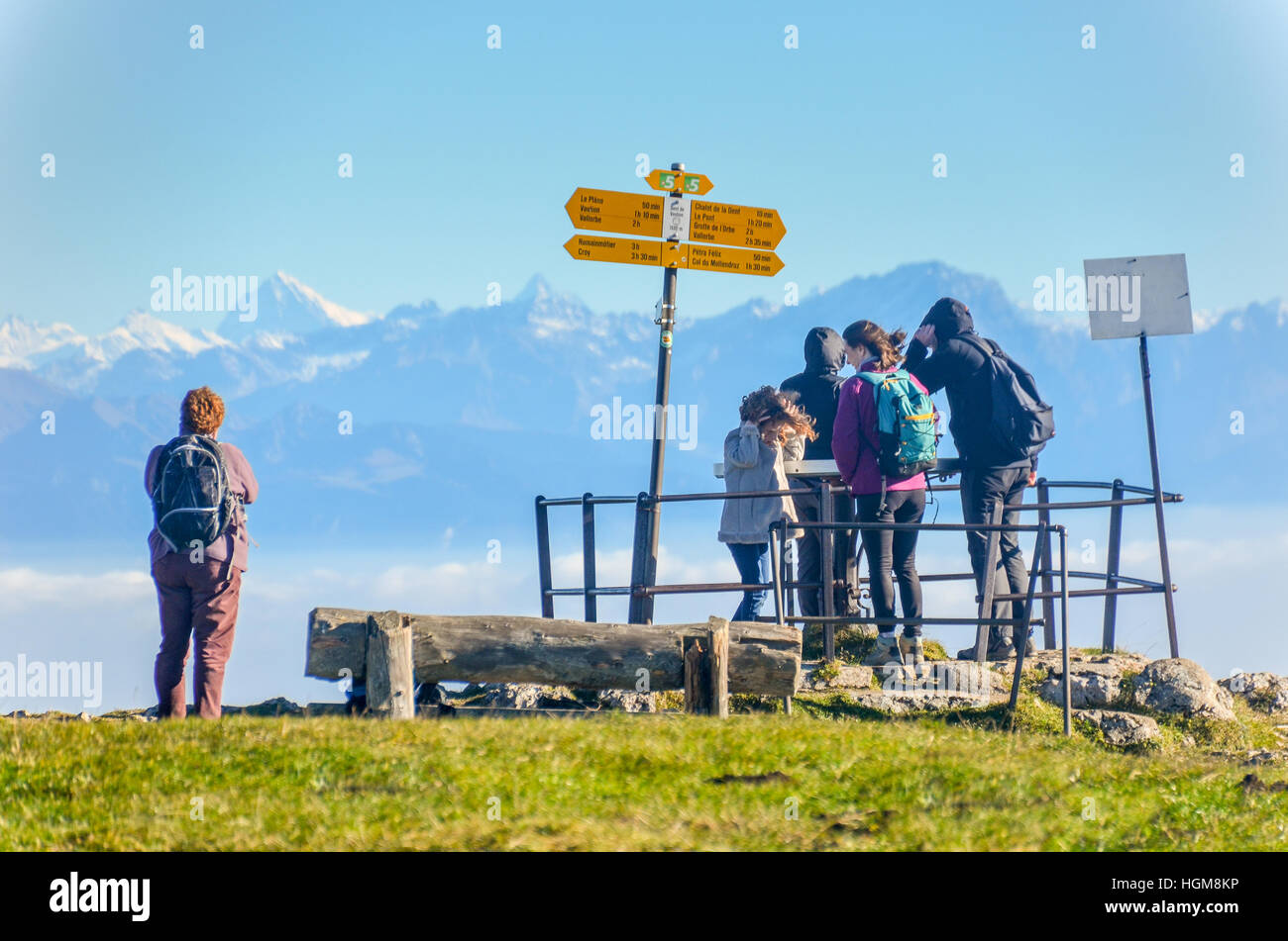 Wanderer berge panorama -Fotos und -Bildmaterial in hoher Auflösung – Alamy