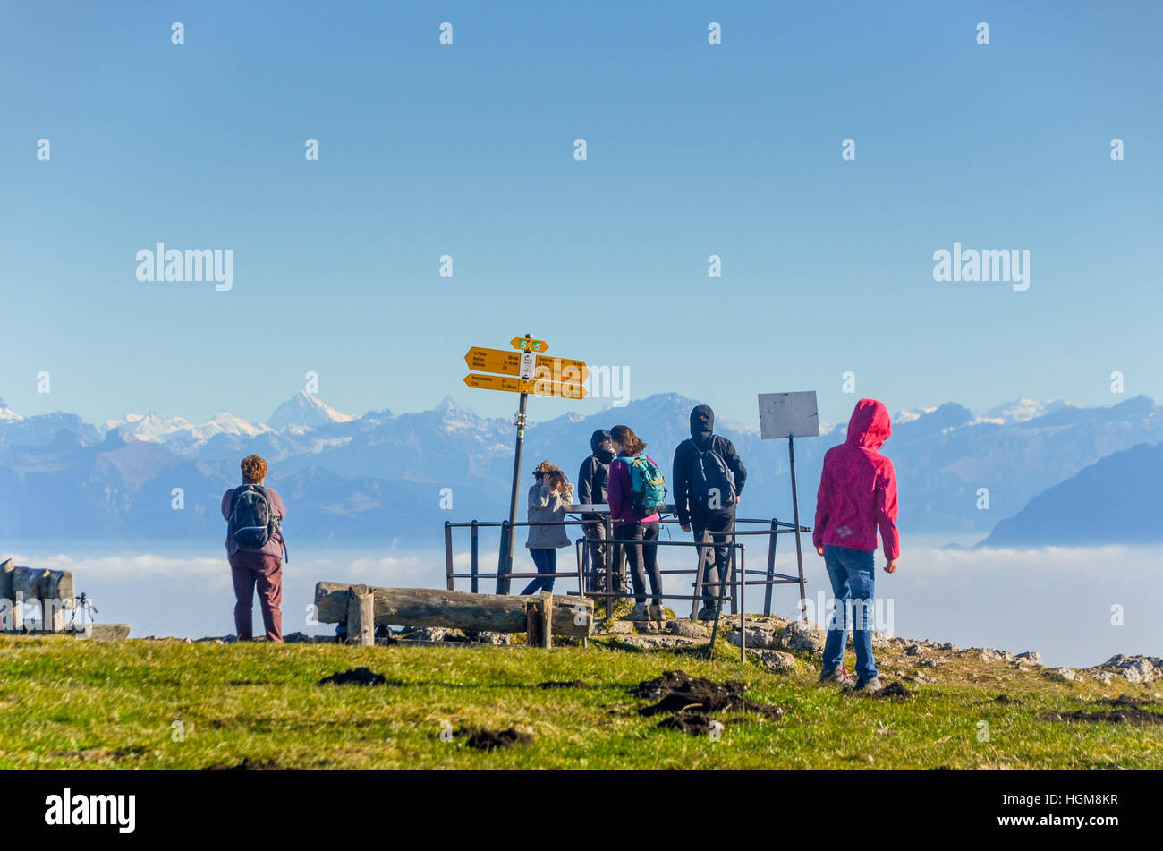 Wanderer berge panorama -Fotos und -Bildmaterial in hoher Auflösung – Alamy