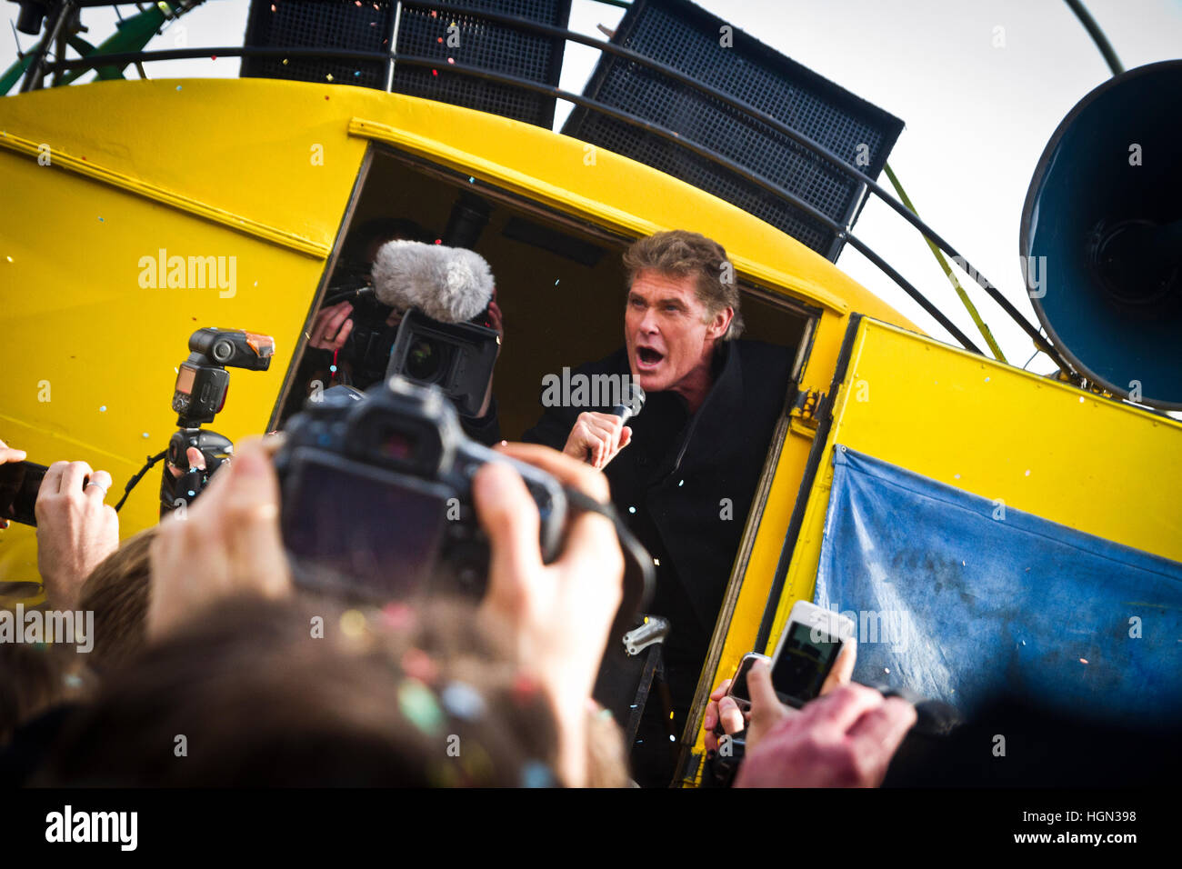 David Hasselhoff besucht Berlin im Jahr 2013 auf den Abriss eines Teils ...