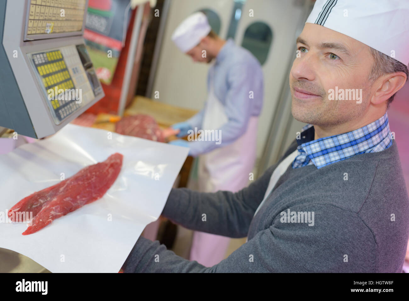 Azubi fleischer -Fotos und -Bildmaterial in hoher Auflösung – Alamy