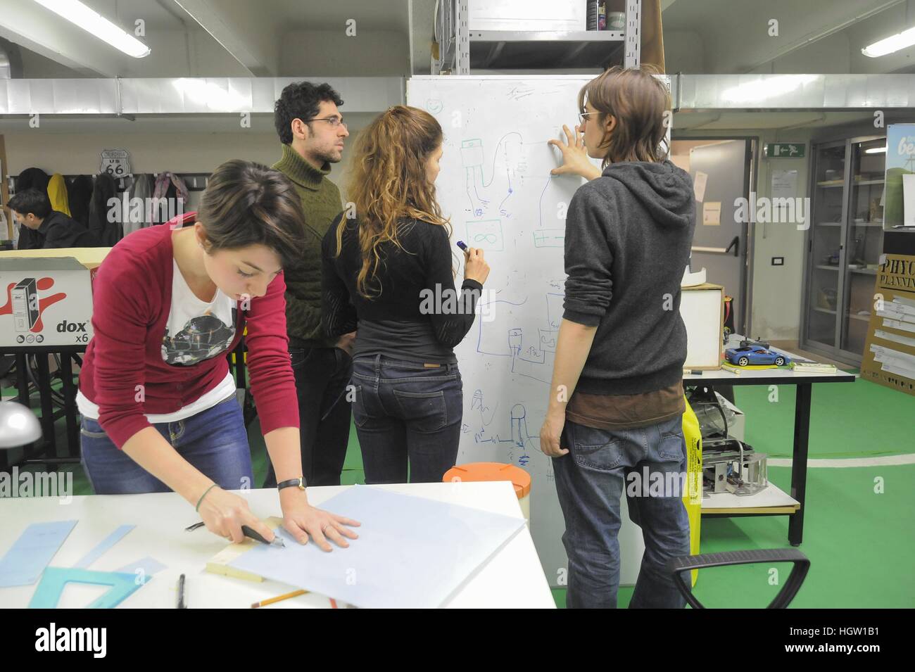 Interaktive physische systeme -Fotos und -Bildmaterial in hoher ...