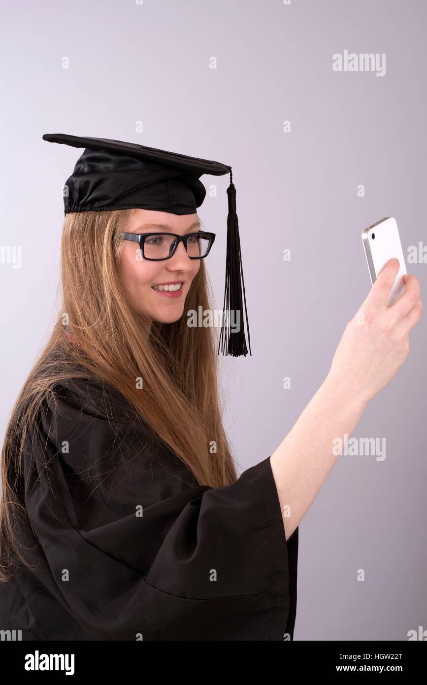Student, der ein selfie foto auf ihr macht -Fotos und -Bildmaterial in ...