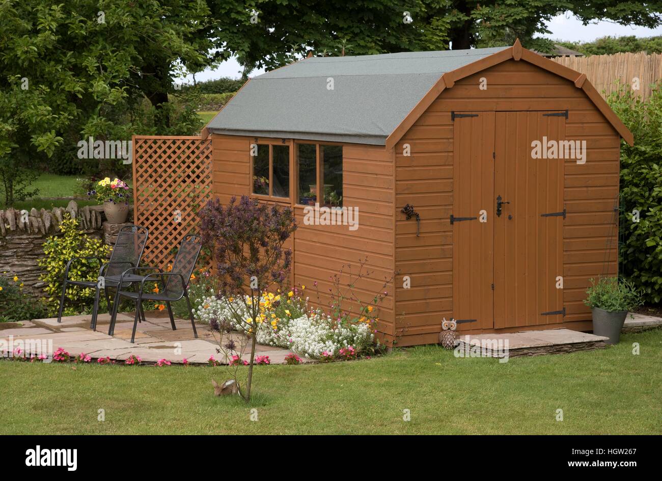 Scheune Stil Gartenhaus Mit Einem Stockfotos und -bilder Kaufen - Alamy