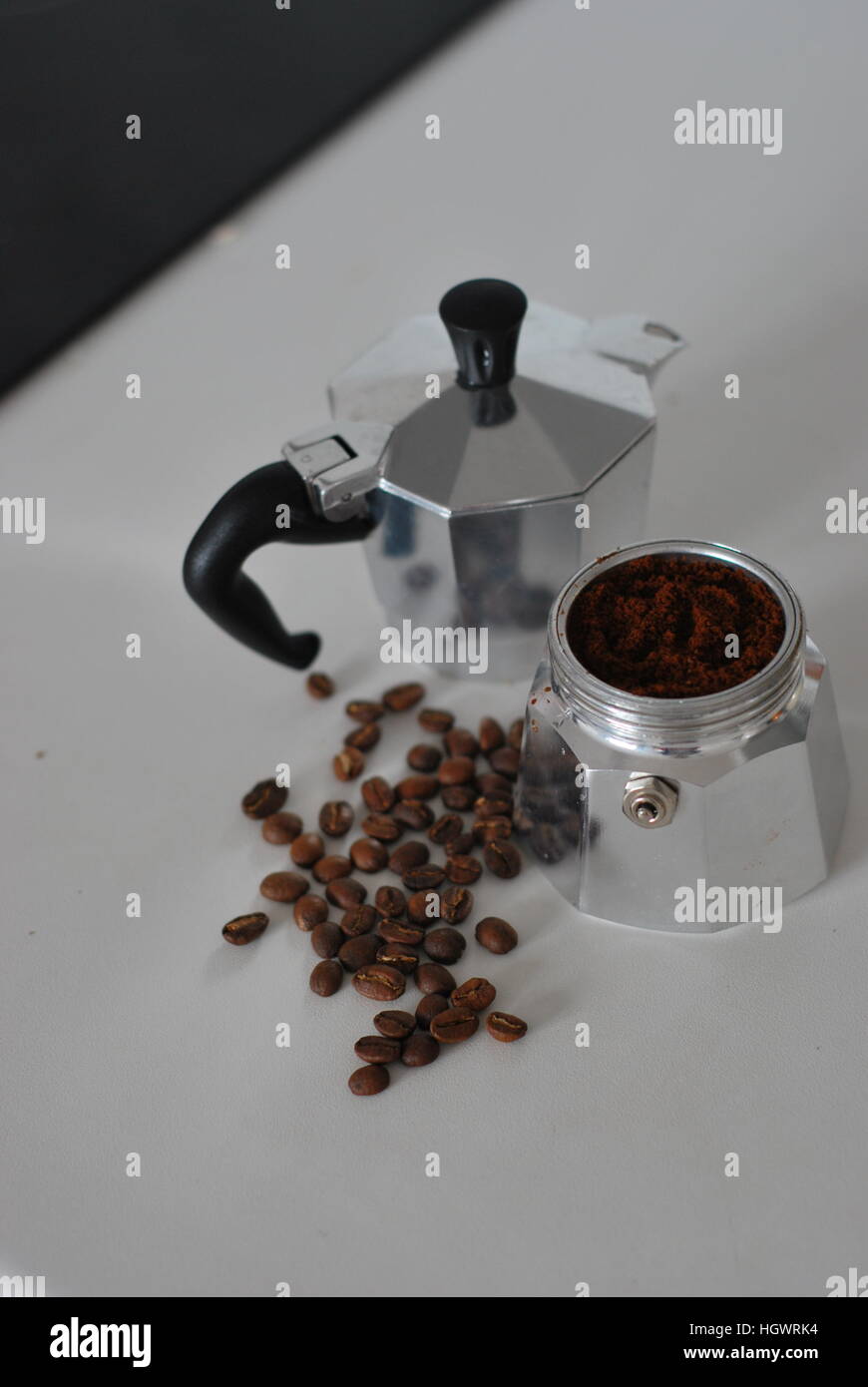 Bialetti moka express -Fotos und -Bildmaterial in hoher Auflösung – Alamy