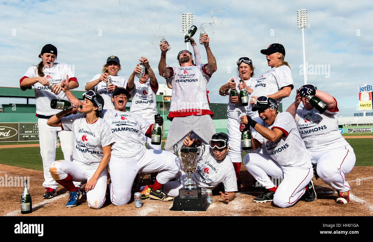 Florida, USA. 14. Januar 2017. Manager ALAN EMBREE und sein Team, die ...