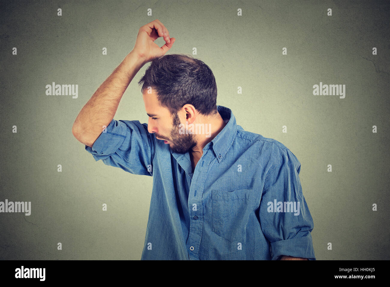 Etwas schreckliches -Fotos und -Bildmaterial in hoher Auflösung – Alamy